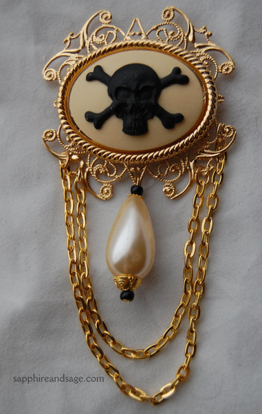 "Charlotte" Pirate Skull 40x30mm Cameo Brooch – Sapphire & Sage