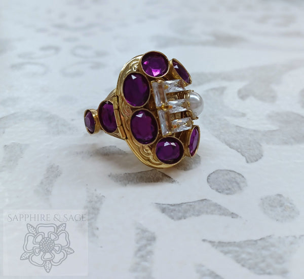 "Queen Elizabeth I" Museum Replication Locket Finger Ring – Sapphire & Sage