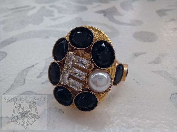 "Queen Elizabeth I" Museum Replication Locket Finger Ring – Sapphire & Sage